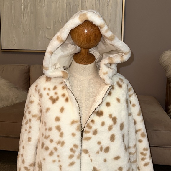 Nine West | Jackets & Coats | Fuzzy Animal Print Zip Up Jacket | Poshmark